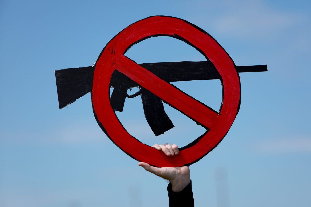 Gun Control to End Gun Violence | Amnesty International USA